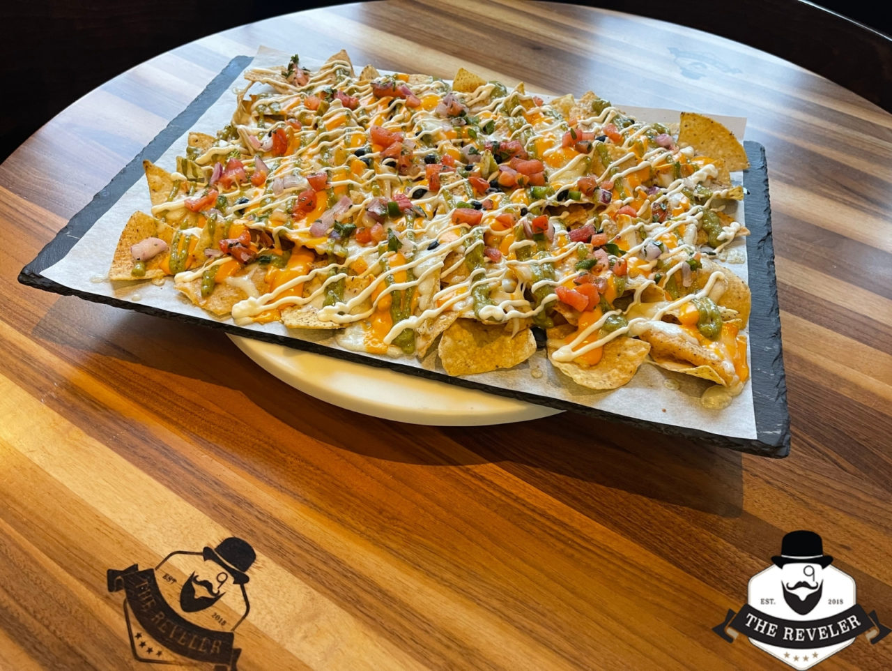 The Reveler | THE BEST SPORTS BAR IN CHICAGO!